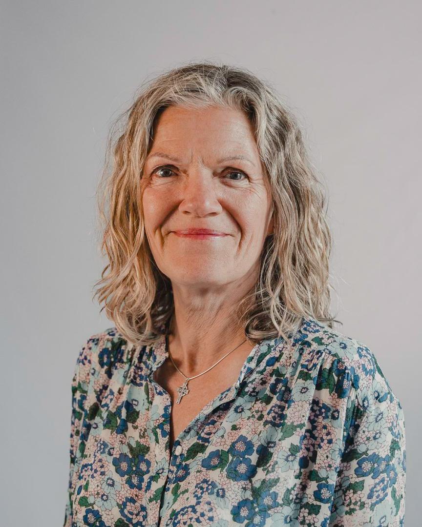 Meet the Team | Helmores covering Crediton, North Tawton & Chulmleigh